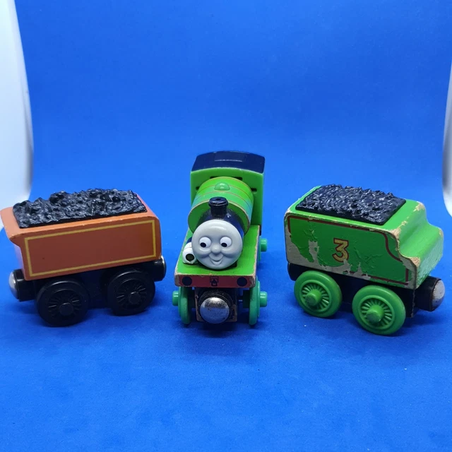THOMAS THE TANK Engine And Friends Percy & Tenders Wooden Railway Train ...