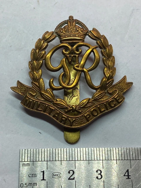 ORIGINAL BRITISH ARMY WW2 GVI WW2 Military Police Cap Badge £12.00 ...