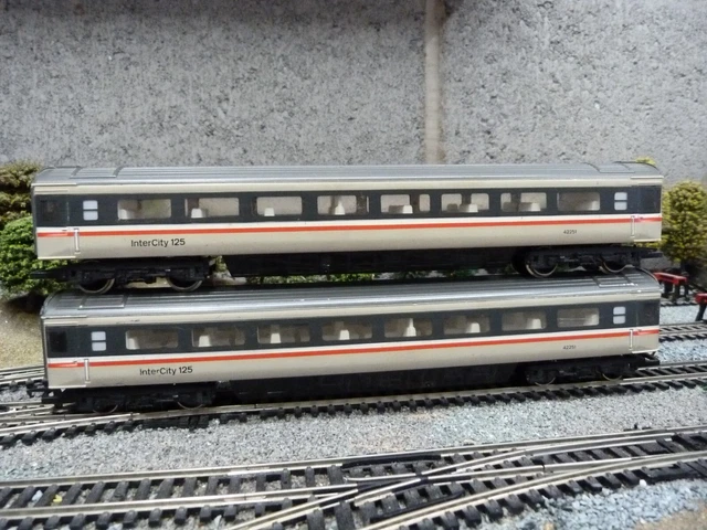 HORNBY INTERCITY 125 Mk 3 open coaches x 2 for OO gauge model train set ...