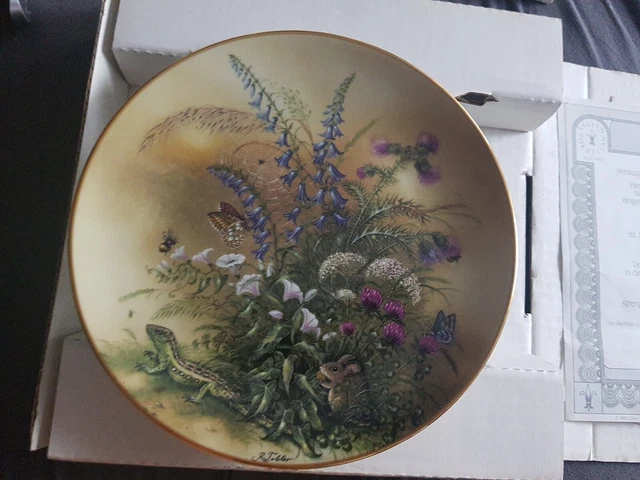 ZIER-SAMMELTELLER LILIEN PORZELLAN Austria 1990 "Zartes und Winziges ...