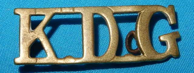 WW1 ERA KDG Kings Dragoon Guards Regiment Shoulder Title Badge World ...