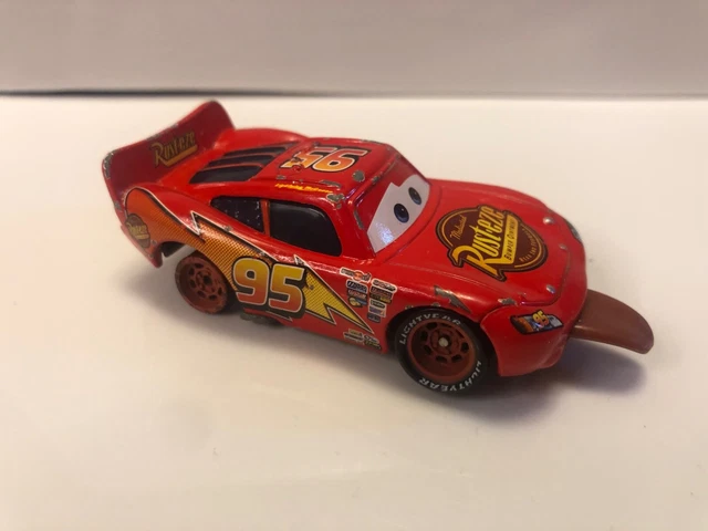 DISNEY PIXAR CARS FINISH LINE LIGHTNING MCQUEEN 1:55 Diecast TOKYO ...