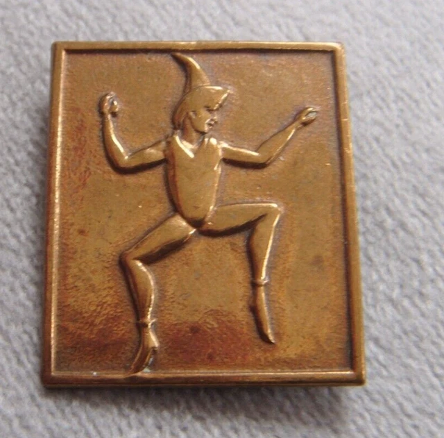 VINTAGE 1940S GIRL Guide Brownie Guide Pixie Promise Brass Badge by ...