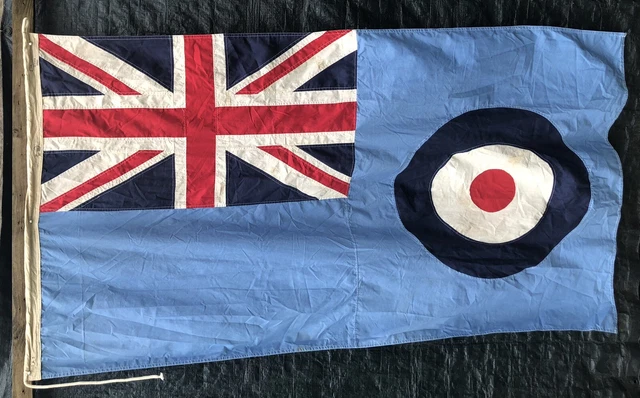 LARGE RAF ENSIGN Roundel Flag 5ft x 3ft Panel Sewn very good Condition ...
