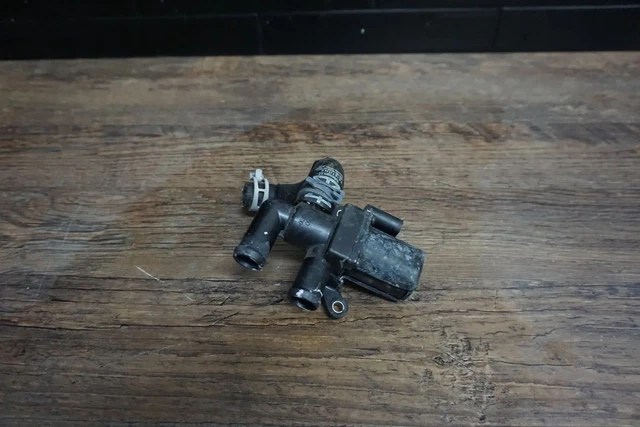 VW TOUAREG II 7P 3,0TDI Magnetventil Kühlmittel Heizventil Ventil ...