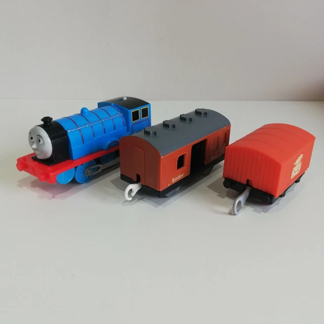 TRACKMASTER THOMAS THE tank engine battery train with sodor mail ...