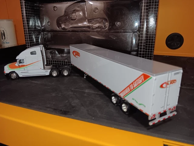 PEM - HARTOY - Tango Transport 1/64 camion et remorque moulés sous ...