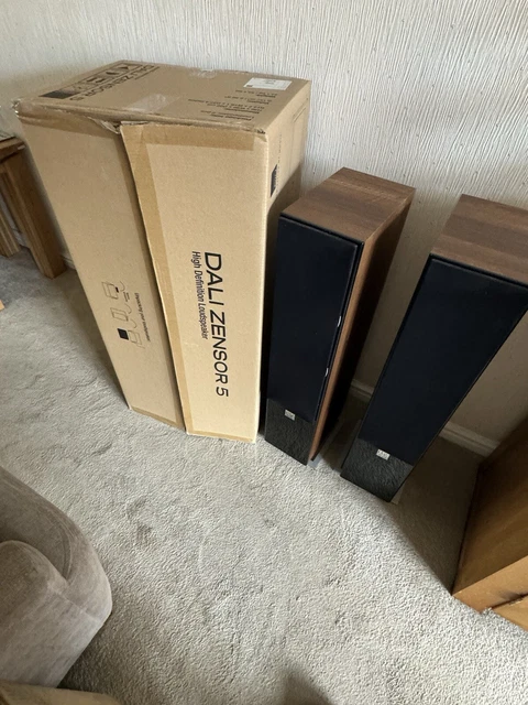 DALI ZENSOR 5 Speakers Walnut £100.00 - PicClick UK