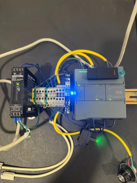 SIEMENS PLC PROGRAM Trainer S7-1200 6ES7 212-1HE40-0XB0 W/ TIA V20 Pro ...