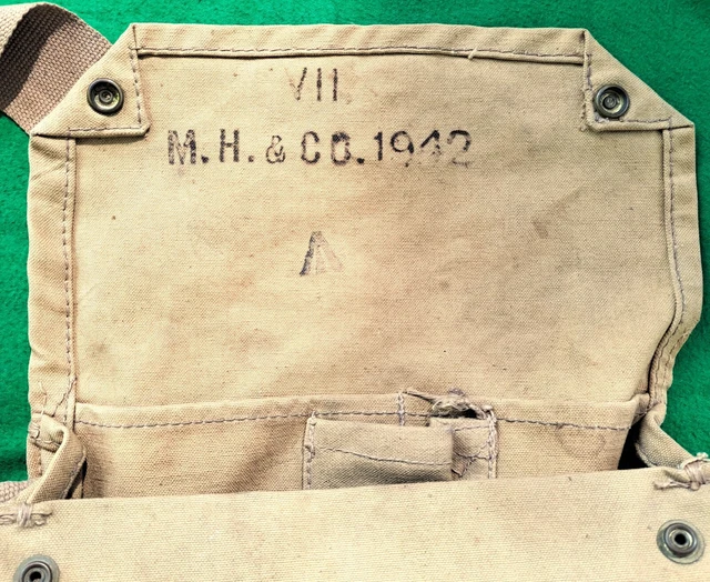 WW2 AUSTRALIAN MILITARY (1942 dated) respirator (gas mask) canvas ...