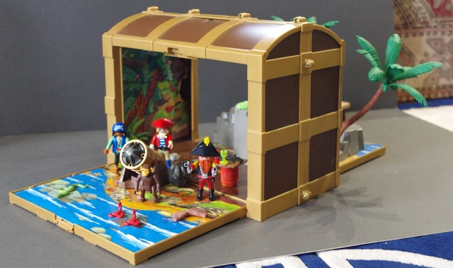 PLAYMOBIL PIRATE TREASURE Chest fold out play set 4432 5737 £25.00 ...