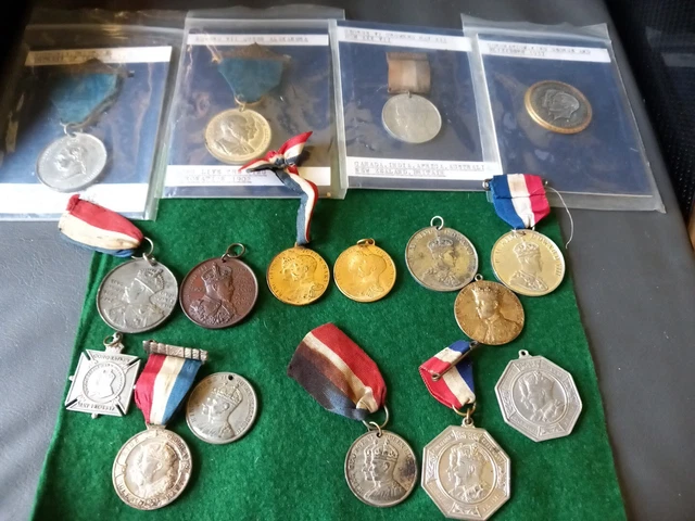 ANTIQUE KING'S CORONATION Medallions 17 Examples, As Per Photos. £30.00 ...