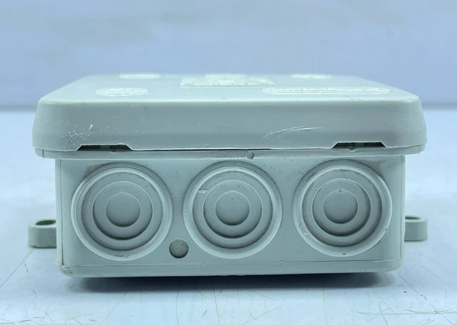 WISKA JUNCTION BOX IP54 MAX 400V 80x80x39 mm White $48.70 - PicClick AU
