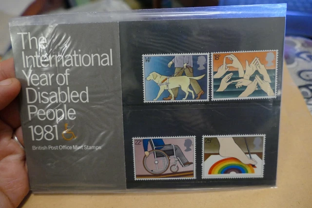 MINT FULL SET 4 Disabled People British UK GB commemorative postage ...