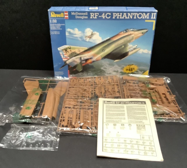 VINTAGE REVELL MCDONNELL Douglas RF-4C Phantom II Model Kit 04702 - 1: ...