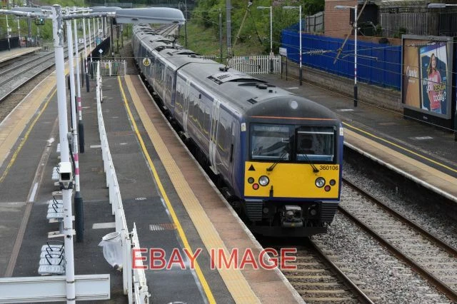 PHOTO CLASS 360/0 Desiro Emu No.360 106 (2) Of East Midland Railway In ...