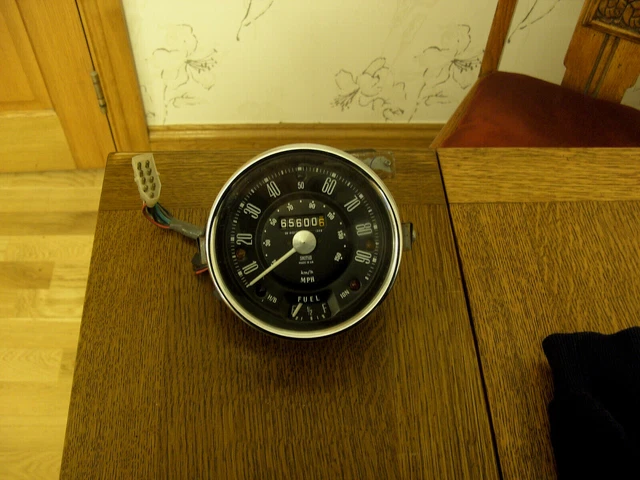 CLASSIC MINI SPEEDOMETER Complete With Wiring And In Lovely Condition £ ...