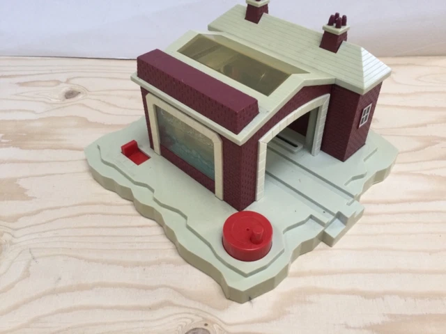 THOMAS & FRIENDS Trackmaster Sodor Engine Wash station 2005 Tomy ...