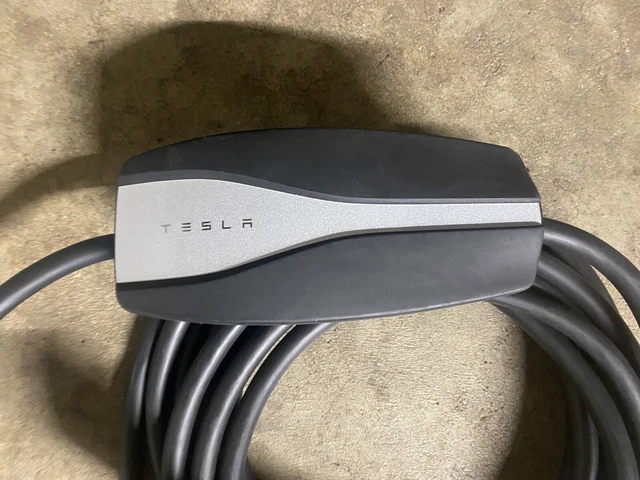 TESLA CHARGER GEN 2 Mobile Connector UMC charging Cable Cord 120v plug ...