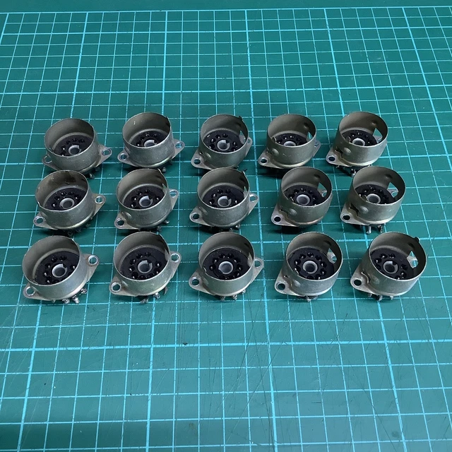 MCMURDO B9A VINTAGE Rimlock Skirted Valve Base - 1 Piece £3.99 ...