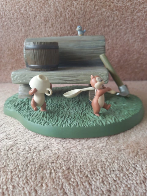 DISNEY CLASSICS COLLECTION Wdcc Snow White - Dwarfs’ Cottage Bench £75. ...