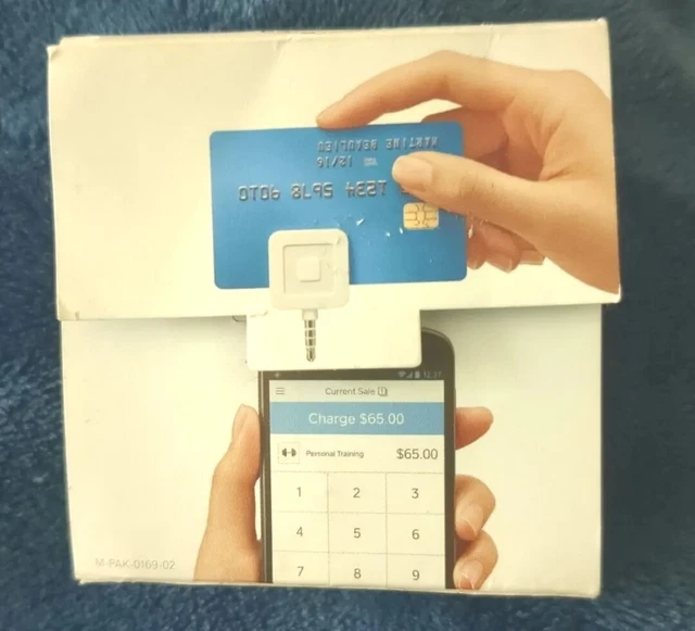 SQUARE CREDIT CARD Reader for Iphone Ipad & Android Headset Jack Aux $8 ...