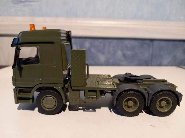 CONRAD CAMION TRACTEUR M.B actros 6x4 militaire army 1/50 TRUCK LKW no ...