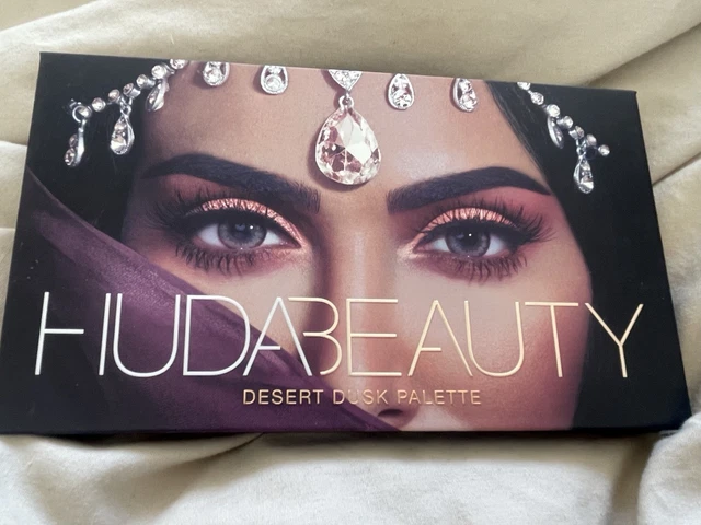 BRAND NEW HUDA Beauty desert dusk eyeshadow palette glitter & matte ...