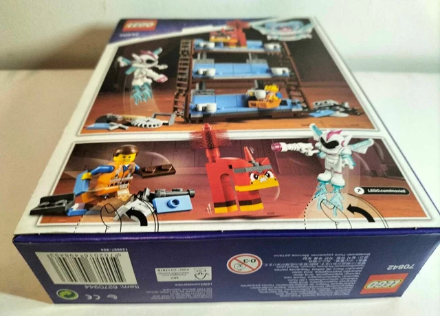 LEGO 70842 EMMET'S Triple-Decker Couch Mech - Le canapé à trois étages ...