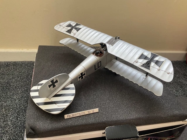 KING AND COUNTRY FW115 WW1 GERMAN ALBATROS DV ERNST UDET PILOT AIRCRAFT ...