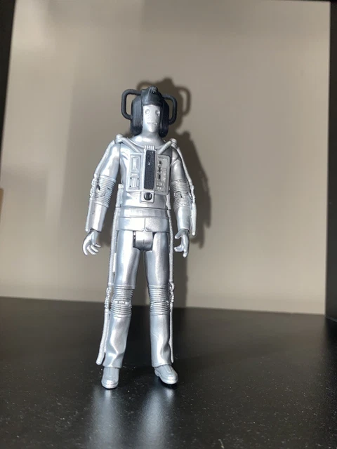DOCTOR WHO REVENGE Cyber Leader Character Options 5 inch Figure £15.00 ...