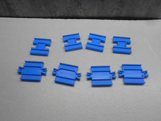 TOMY TRACKMASTER THOMAS the tank engine blue track adaptors x 8 EUR 6 ...