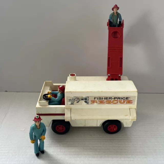 VINTAGE FISHER-PRICE 1974 Adventure People Rescue Ambulance Truck #303 ... VINTAGE FISHER-PRICE 1974 Adventure People Rescue Ambulance Truck #303 ...