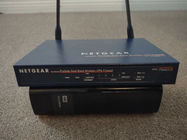 NETGEAR FR114P 100 Mbps 4-Port 10/100 Wireless Router (FR114PNA) $15.00 ...
