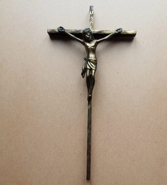 SUPERBE CRUCIFIX MURAL en bronze - années 1970 - H : 20 cm - West ...