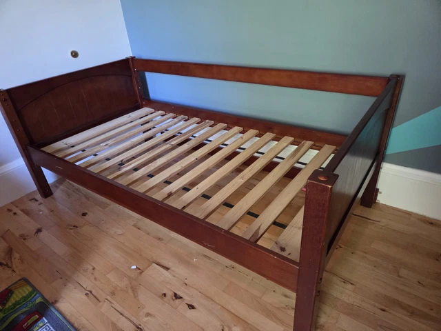 VINTAGE SOLID AMERICAN walnut single bed frame QUALITY £208.68 ...