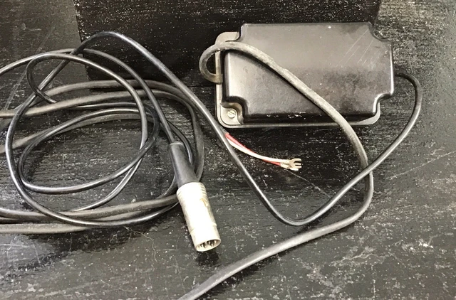 VINTAGE PHILIPS BAKELITE Telephone Wall Box Speaker Cable? Type EL 2211 ...