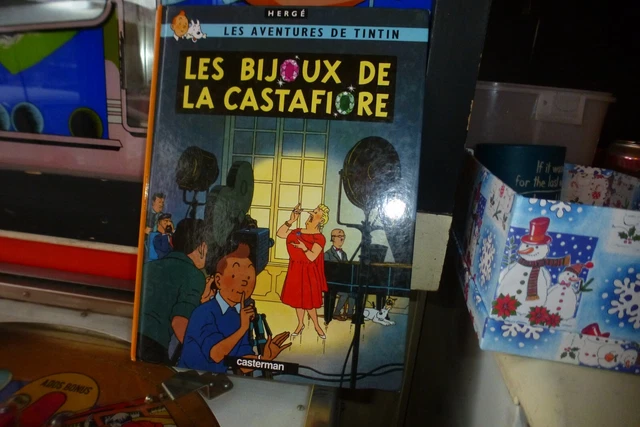 FRENCH HARD COVER Comic , Les Aventures De Tintin ,Les Bijoux De ...