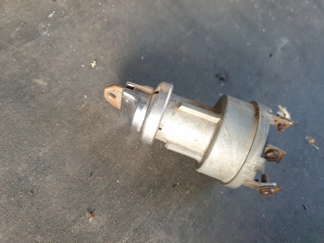 HOLDEN EJ Delco Remy Ignition Switch With Original Key 7414975 $75.00 ...