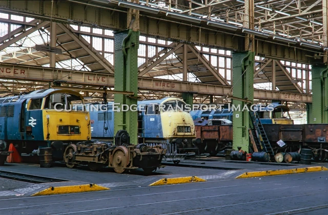 ORIGINAL RAILWAY SLIDE: Warship D806, Westerns at Swindon 1974 M-284 £3 ...