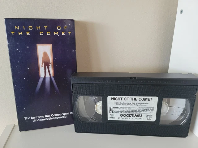 NIGHT OF THE Comet 1984 VHS Catherine Mary Stewart Sci-Fi Zombie Horror Comedy £18.53 - PicClick UK