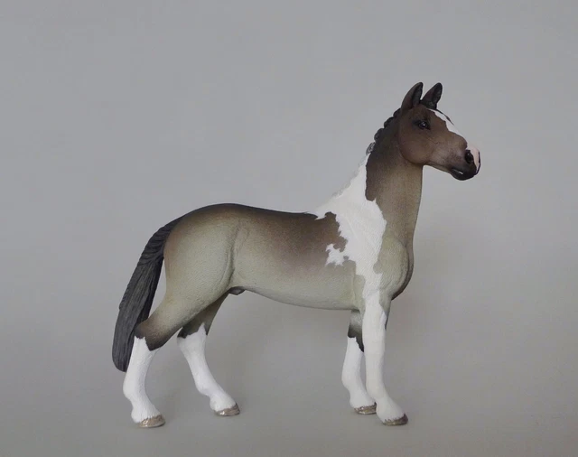 SCHLEICH HORSE CUSTOM - Hanoverian gelding - Collectable Model horse ...