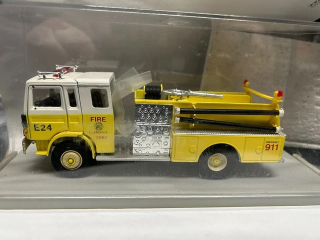 RARE MACK MB Fire Pumper Truck Replica EUR 50,93 - PicClick FR