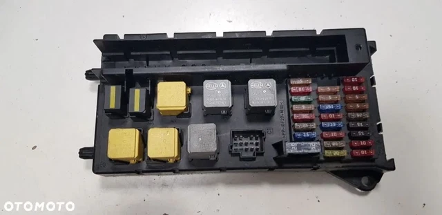 SKRZYNKA BEZPIECZNIKÓW SPRINTER MERCEDES A9065454701 EUR 65,00 - PicClick FR