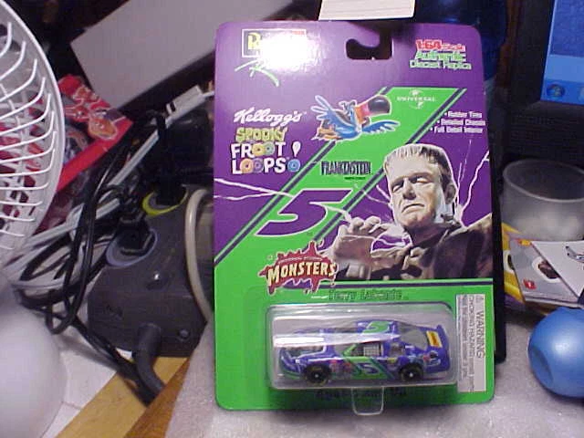 REVELL RACING KELLOGG'S gruseliger Froot Loops Monster Frottee Labonte ...
