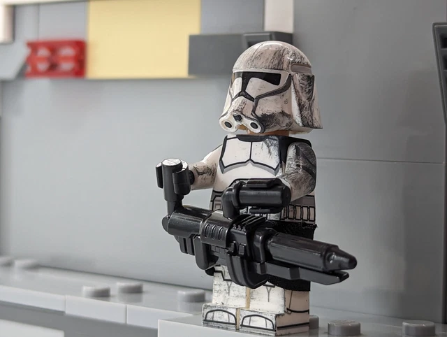 STAR WARS CLONE Trooper Custom LEGO Clone Heavy Trooper Battle Damaged ...