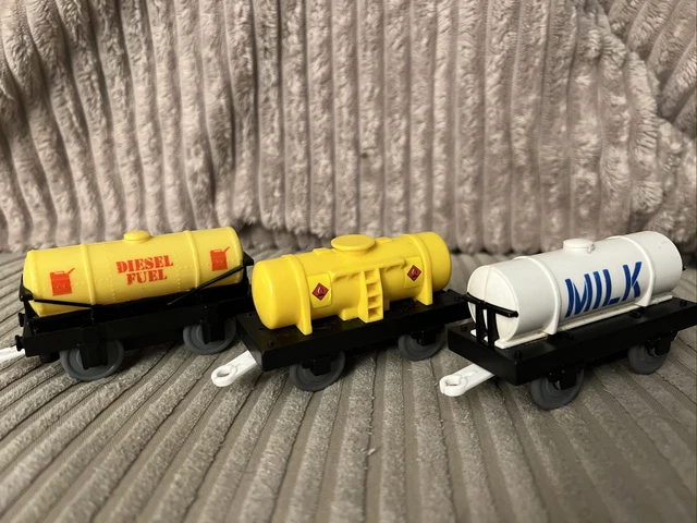 SODOR DIESEL FUEL Milk Tankers Trackmaster Tomy Thomas & Friends Tank ...
