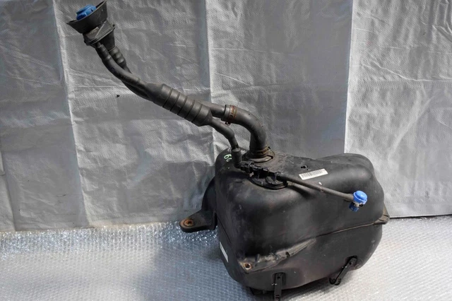 MERCEDES SPRINTER W906 AdBlue tank mit Pumpe A9064710175 A9064701700 ...
