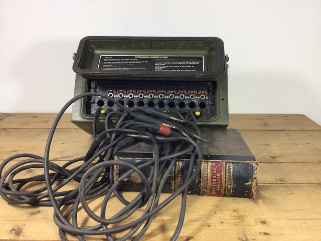 RARE MILITARY SWITCHBOARD Magneto 10 Line (W.D) Y.A.6733 £65.00 ...