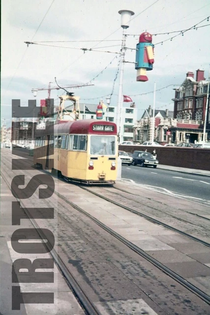 35MM SLIDE BLACKPOOL Transport Single Decker Tram Strassenbahn 9 1975 Original £3.99 - PicClick UK